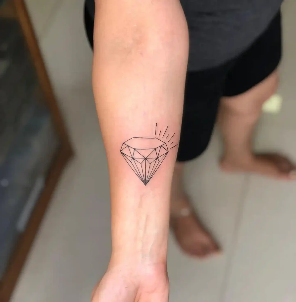 27 Stunning Diamond Tattoo Ideas That Will Make You Shine (2025 Edition ...