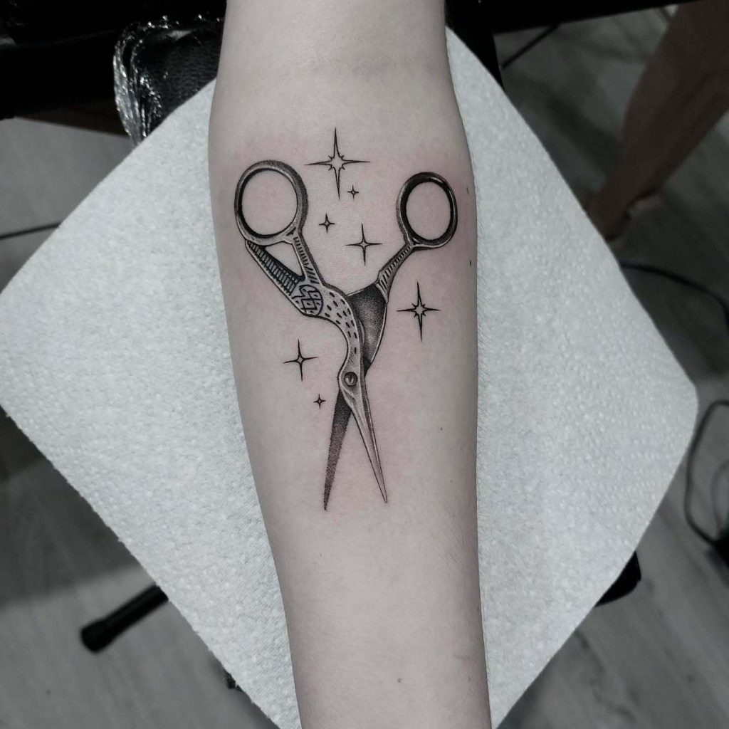 33 Scissors Tattoo Ideas That Capture Art & Symbolism - Tattoo Imprints